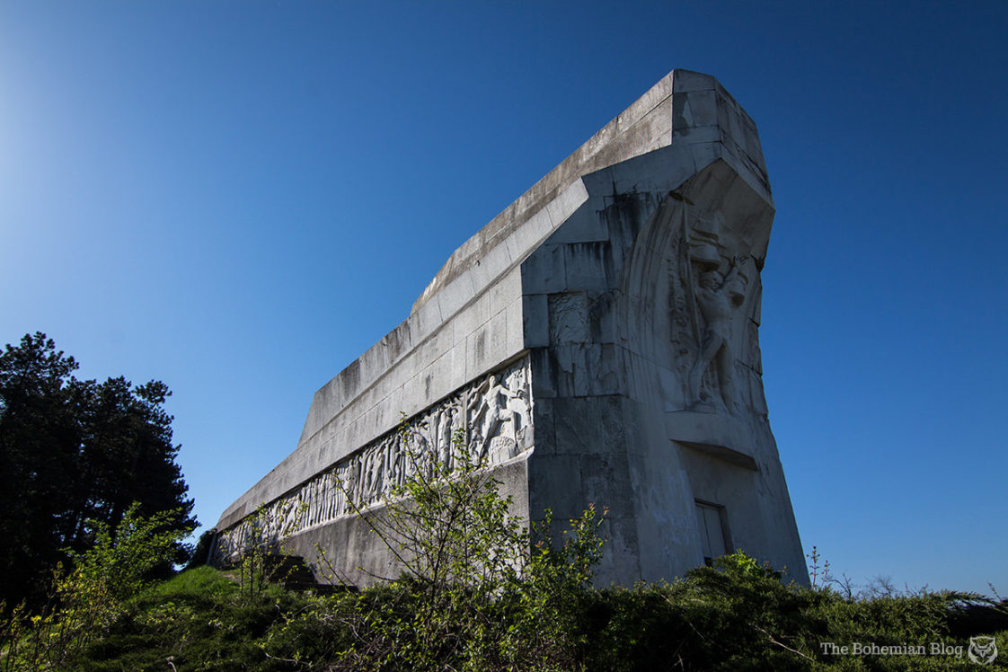 Visiting The Majestic War Memorials of The Former Yugoslavia – Slavorum